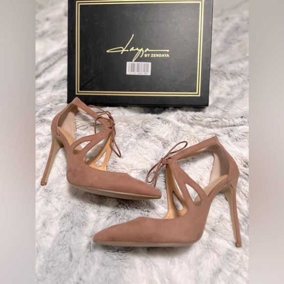 zendaya | Shoes | New Beautiful Blush Stilettos By Zendaya | Poshmark